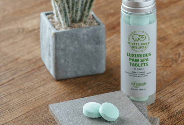 Furry Good Wellness | Luxurious Paw Spa Tablets [TEA TREE]